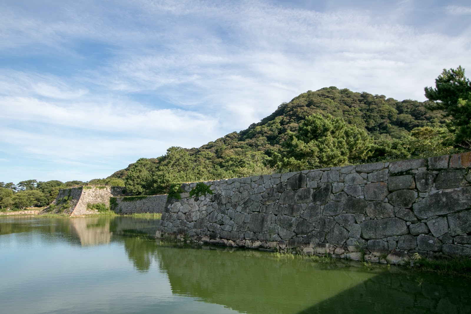 Hagi Castle -Beautiful combination of mountain, sea and stone walls ...