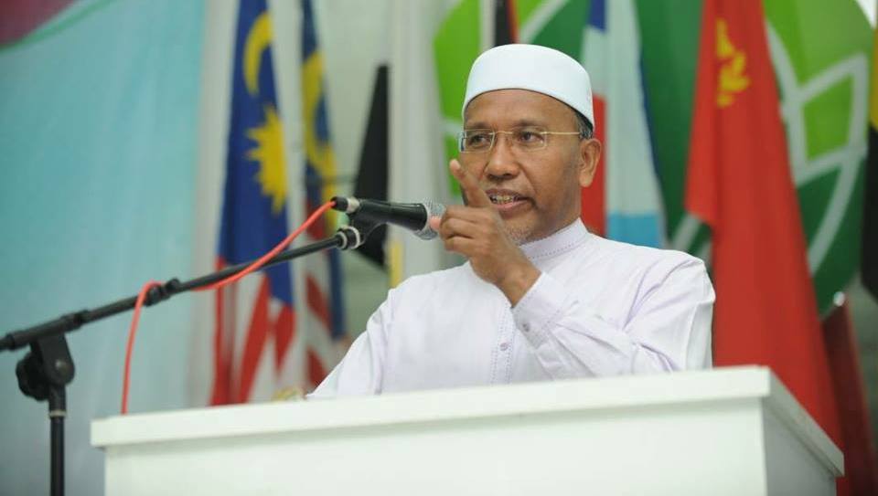 KOLEKSI BERITA DAN VIDEO PARTI PAS : YBH USTAZ IDRIS AHMAD - NAIB ...
