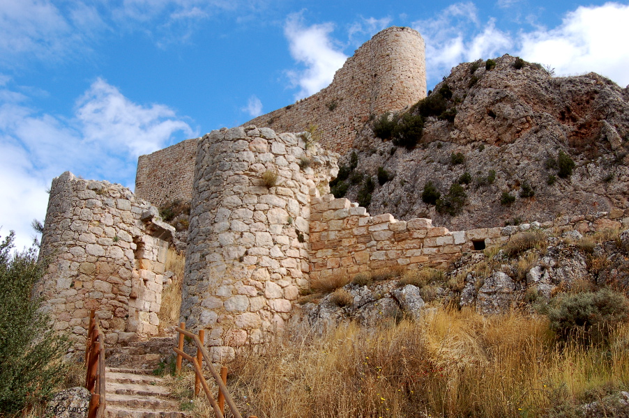 Ahoraquemeacuerdo AQMA: Castillo de Poza de la Sal: castillo de los Rojas