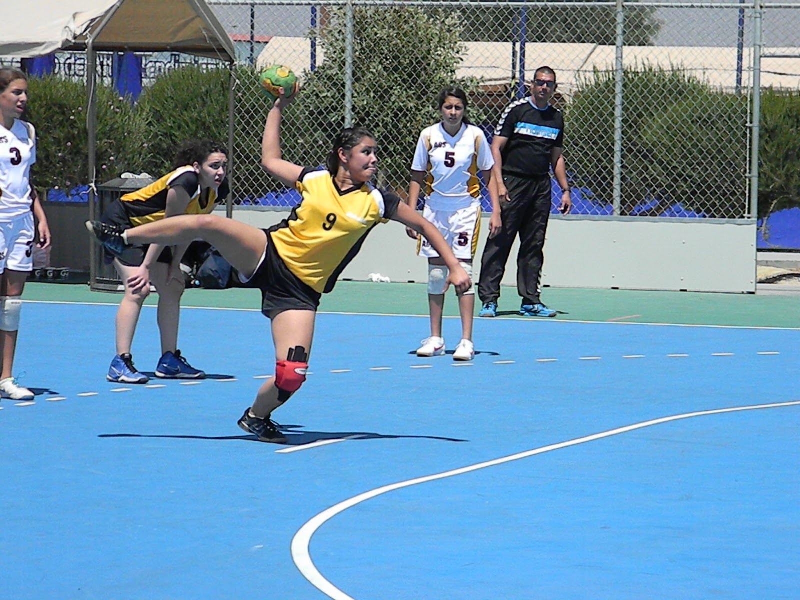 www.yosoydelmerochihuahua.tv: TRES EQUIPOS DE HANDBALL A SEMIFINALES EN ...