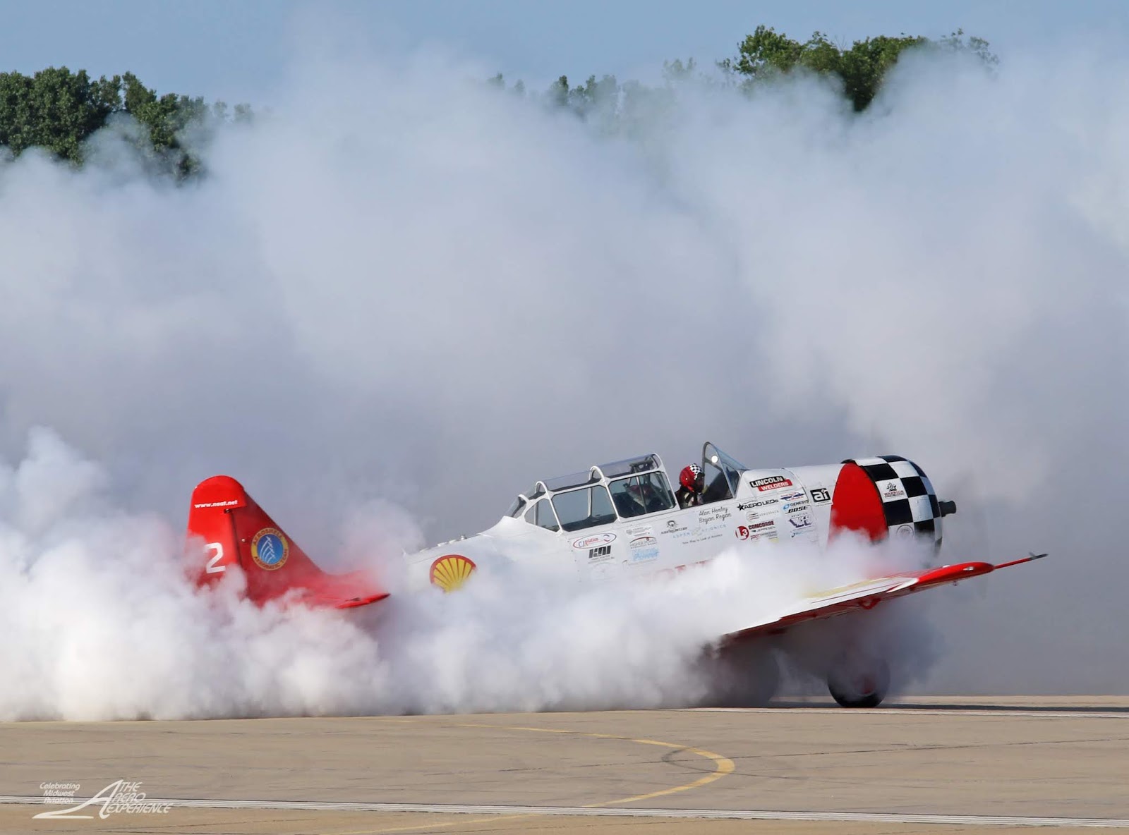 The Aero Experience: EAA AirVenture Oshkosh 2019: Airshows - Aeroshell ...