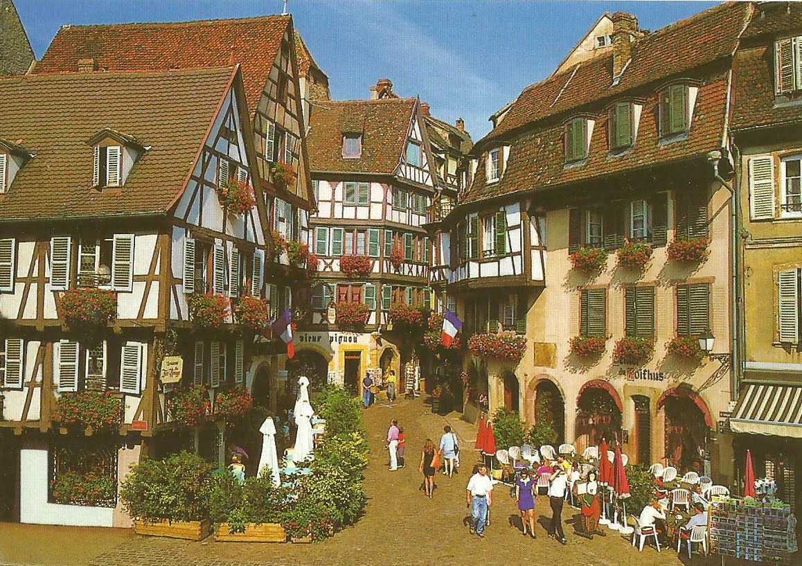 Collecting postcards from all around the world: Colmar