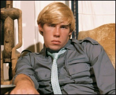 Bússola do Terror: março 2015