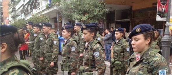 ΤΟ ΣΤΡΑΤΙΩΤΙΚΟ ΑΓΗΜΑ ΣΤΗΝ ΠΑΤΡΑ ΗΤΑΝ ΓΕΝΟΥΣ ΘΗΛΥΚΟΥ... ΓΕΜΑΤΟΣ ...