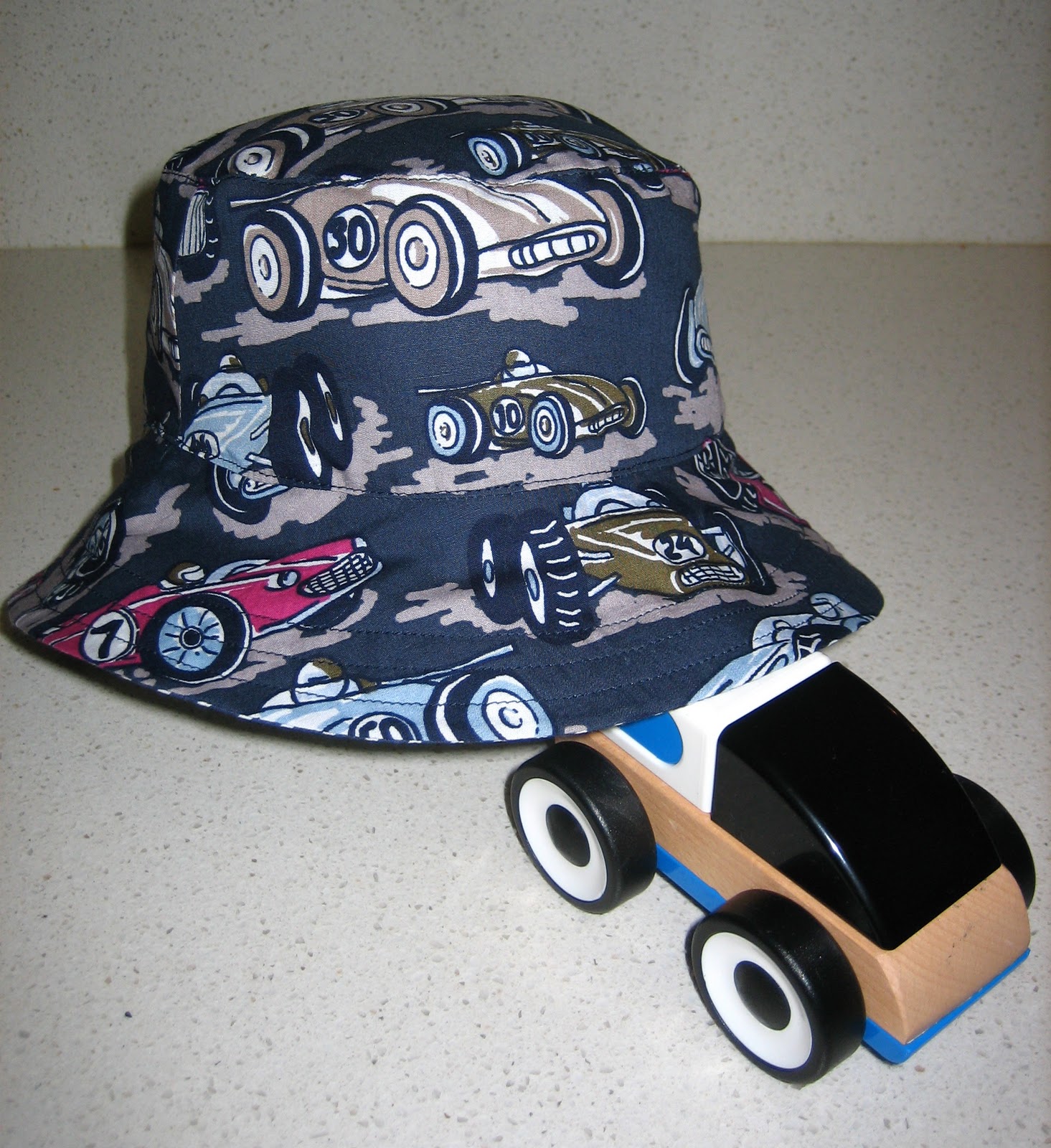 Sew Unravelled: SEWN: Leo's Hat - vintage cars, racing stripes, what ...