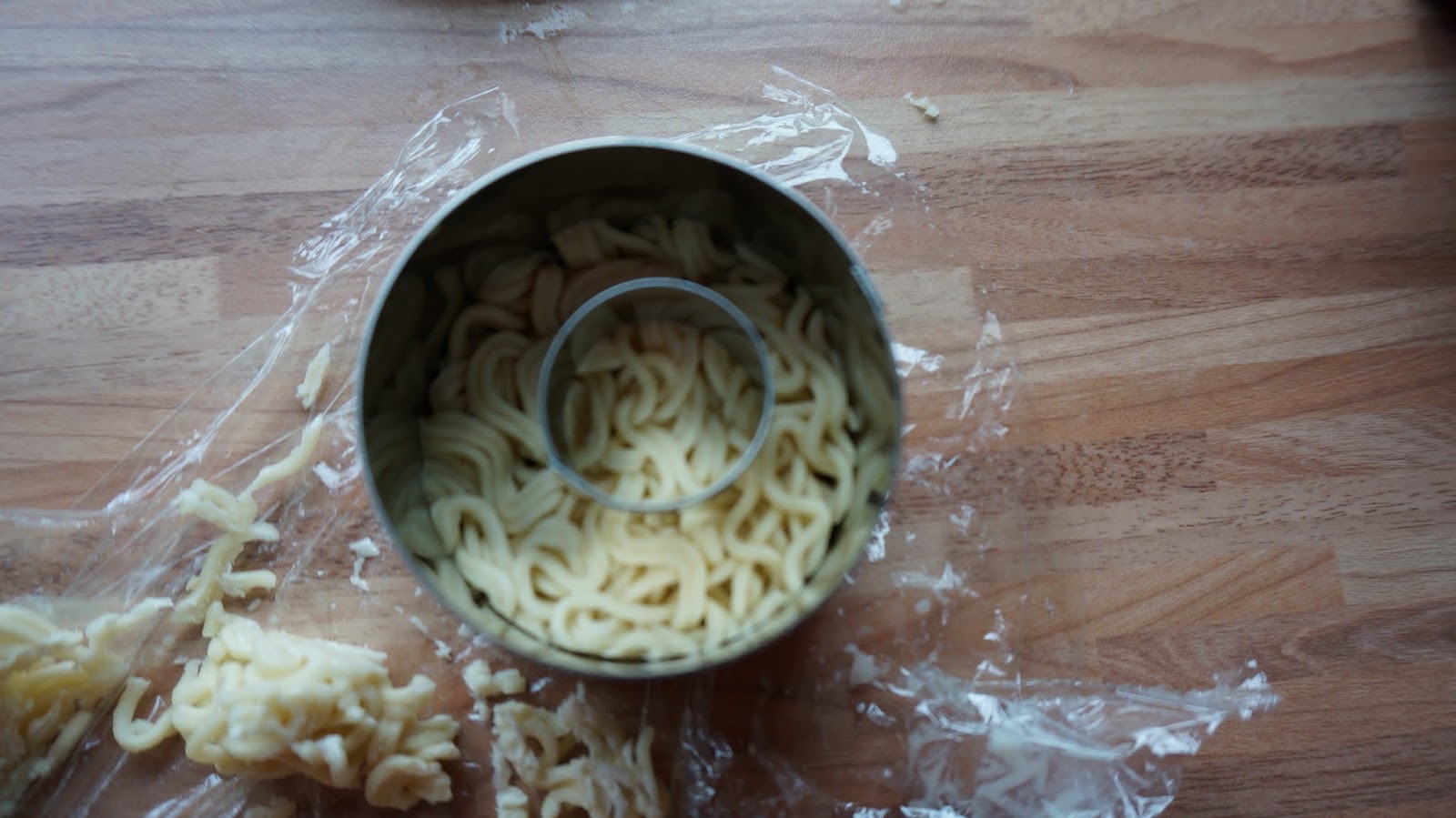 Ramnut , Donut de Ramen con horchata ~ Pasteles de colores