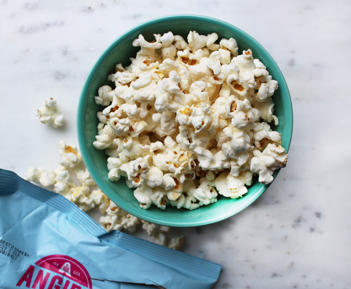 Daily Dose of Design: 10 Healthy & Delicious Late Night Snack Ideas