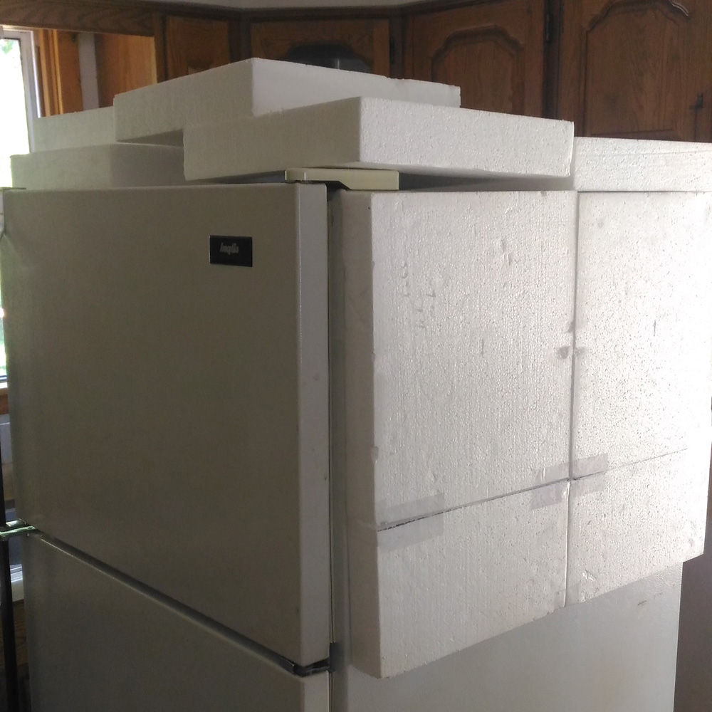 georgesworkshop: superinsulating my refrigerator freezer