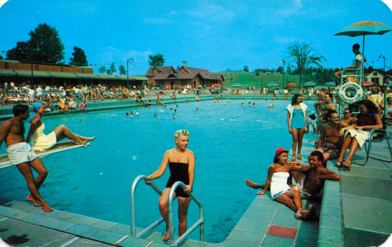 35 Amazing Postcards Capture Swimming Pools of New York in the 1950s ...