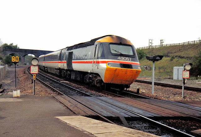 Train Photos UK: Photo UK Intercity 125 Class 43057 HST Passenger Train ...