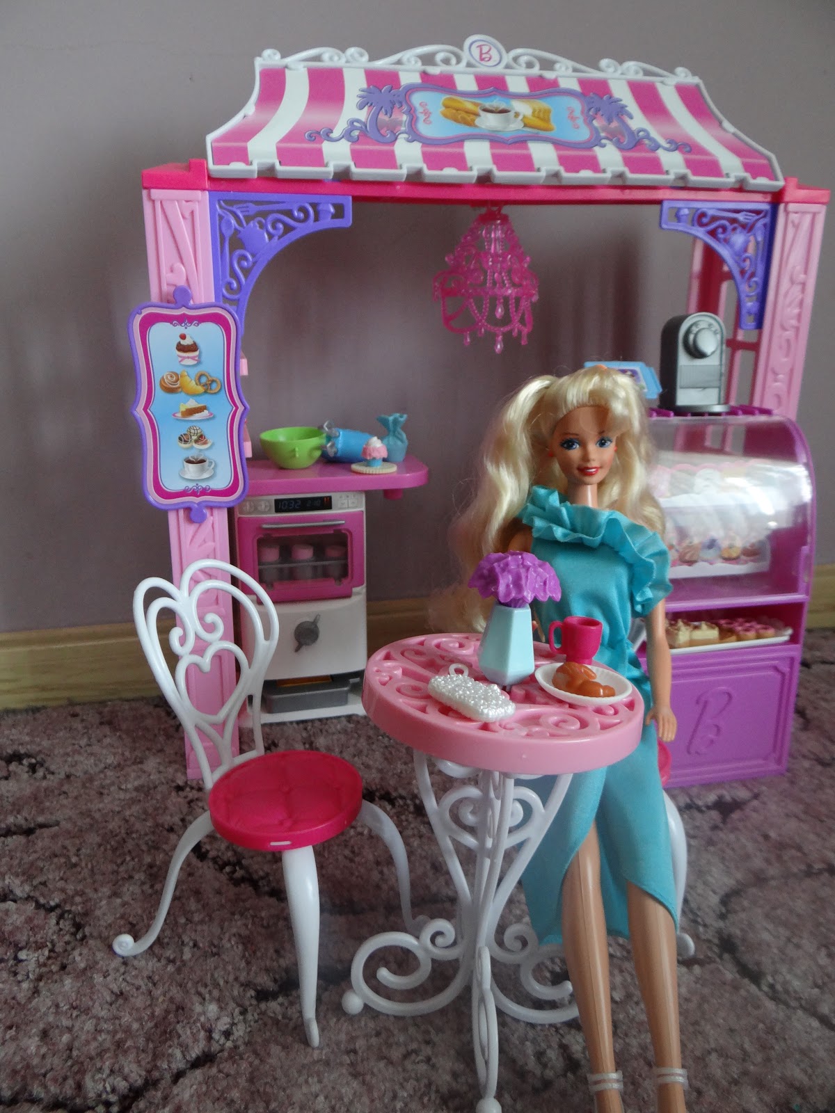 Coffee and Dolls PL: Shoppin' Fun Barbie and Kelly giftset 1996 Coffee and Dolls PL: Shoppin' Fun Barbie and Kelly giftset 1996