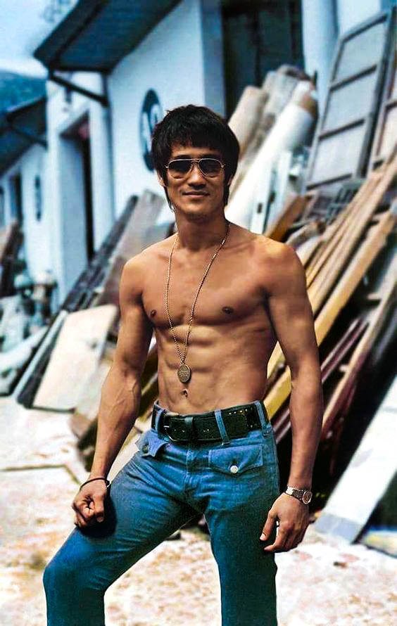 The Top Hollywood Actors With Best Physiques Of All Time - Muscles Monsters