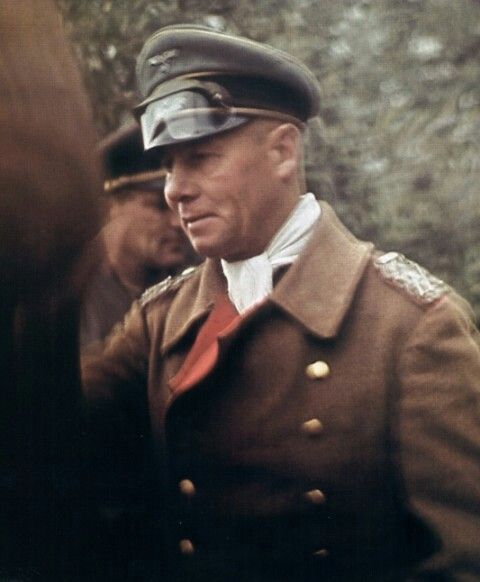 NAZI JERMAN: Foto Berwarna Erwin Rommel