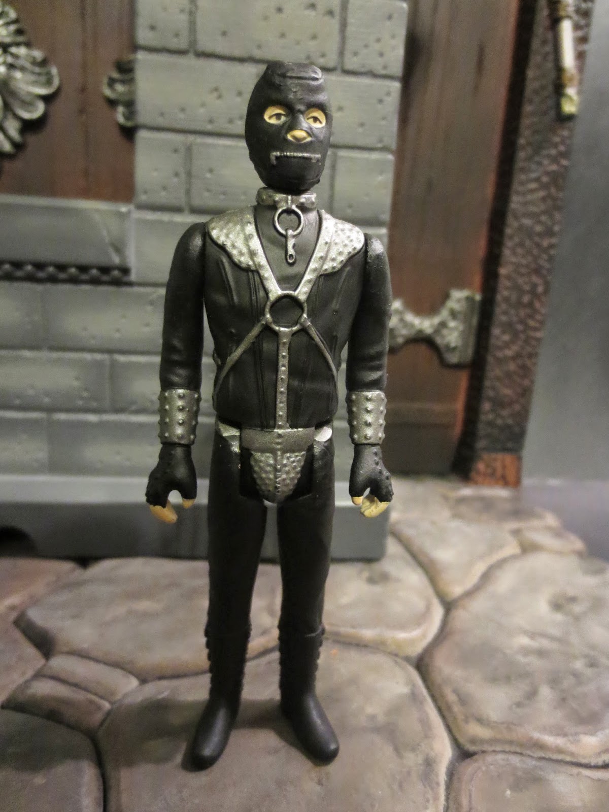 Action Figure Barbecue: Action Figure Review: The Gimp from Pulp ...