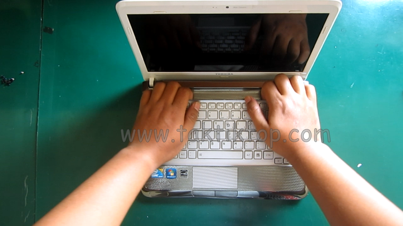 Membongkar dan Membersihkan Fan Toshiba Portege T210 T215 - Service ...