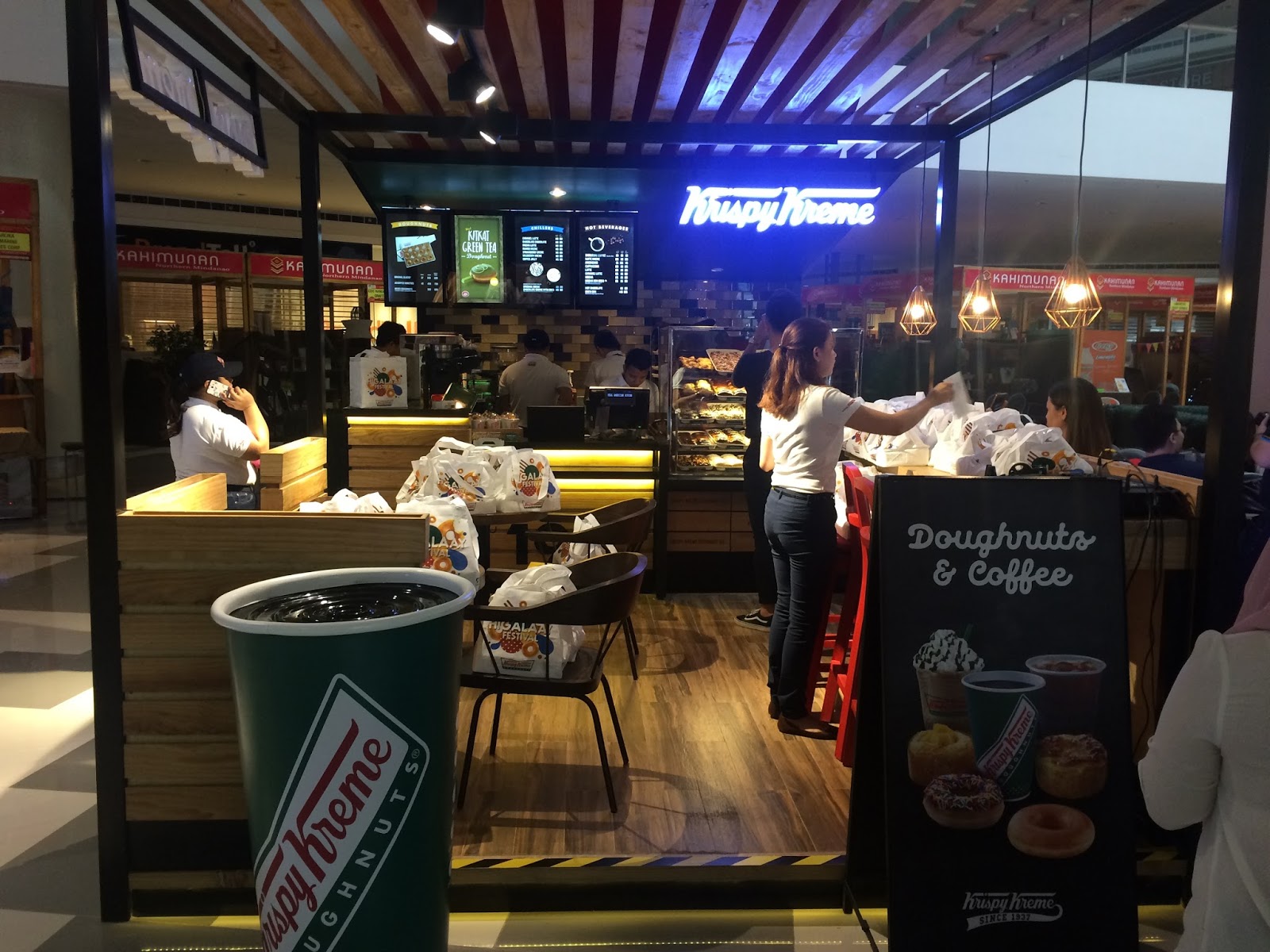 Newest Krispy Kreme Store Opened at SM CDO Downtown Premier - Cagayan ...