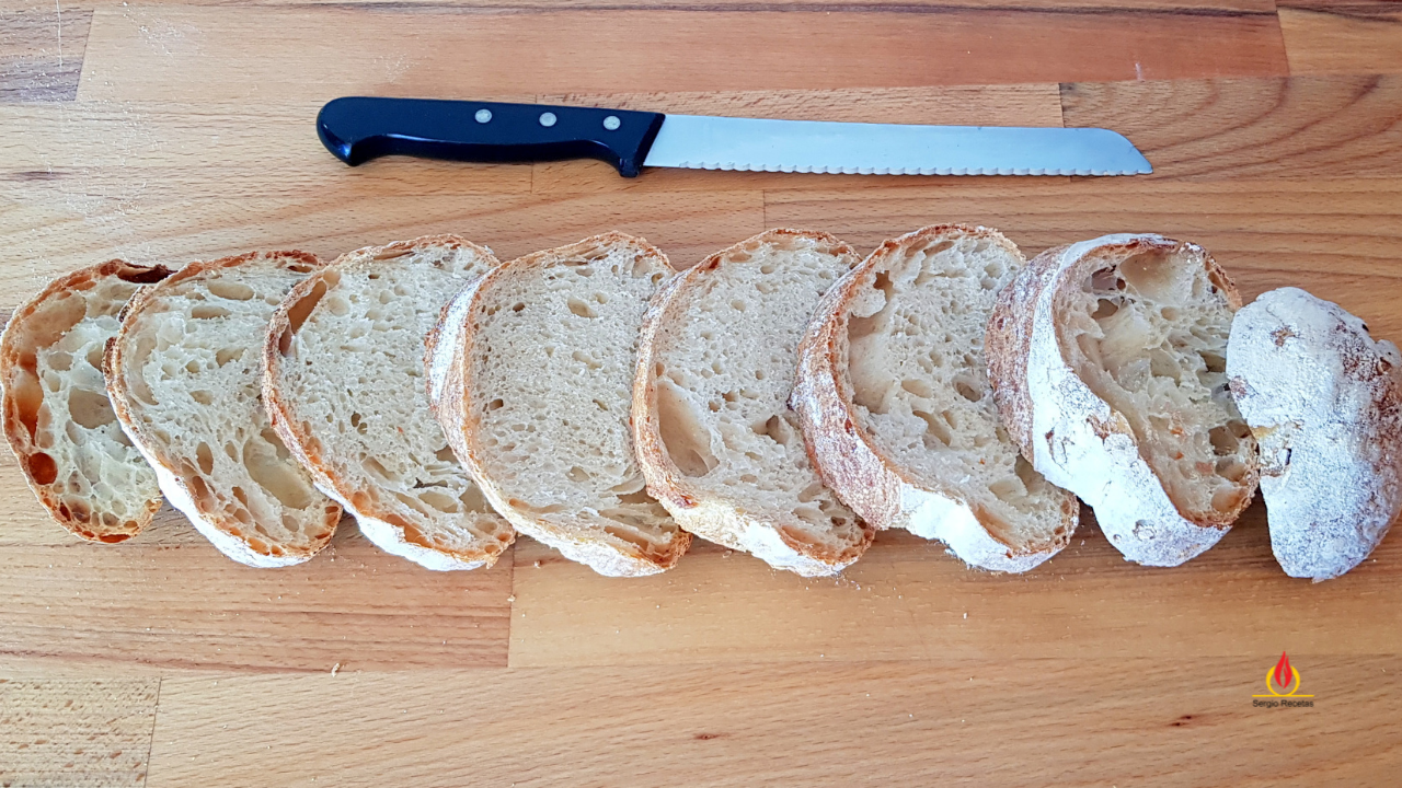 Cómo hacer PAN CASERO GALLEGO DE CEA (sin amasar) con masa madre