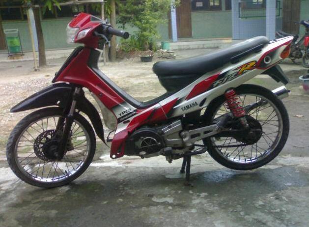 10 Modifikasi keren motor yamaha FIz R Standart tahun 2001