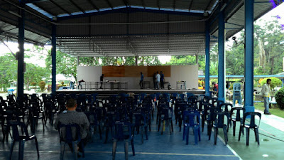 Pembinaan Pentas Dewan Terbuka - SMK TELOK KERANG