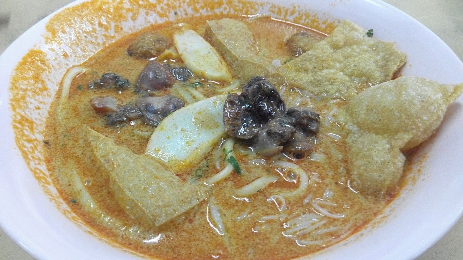food+road trip: W. W. Laksa House @ Johor Bahru, Malaysia.