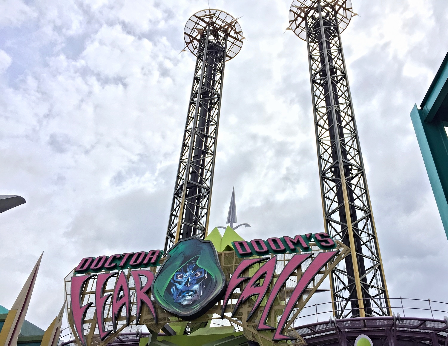 Just Wait For The Drop: The World's Best Drop Rides!