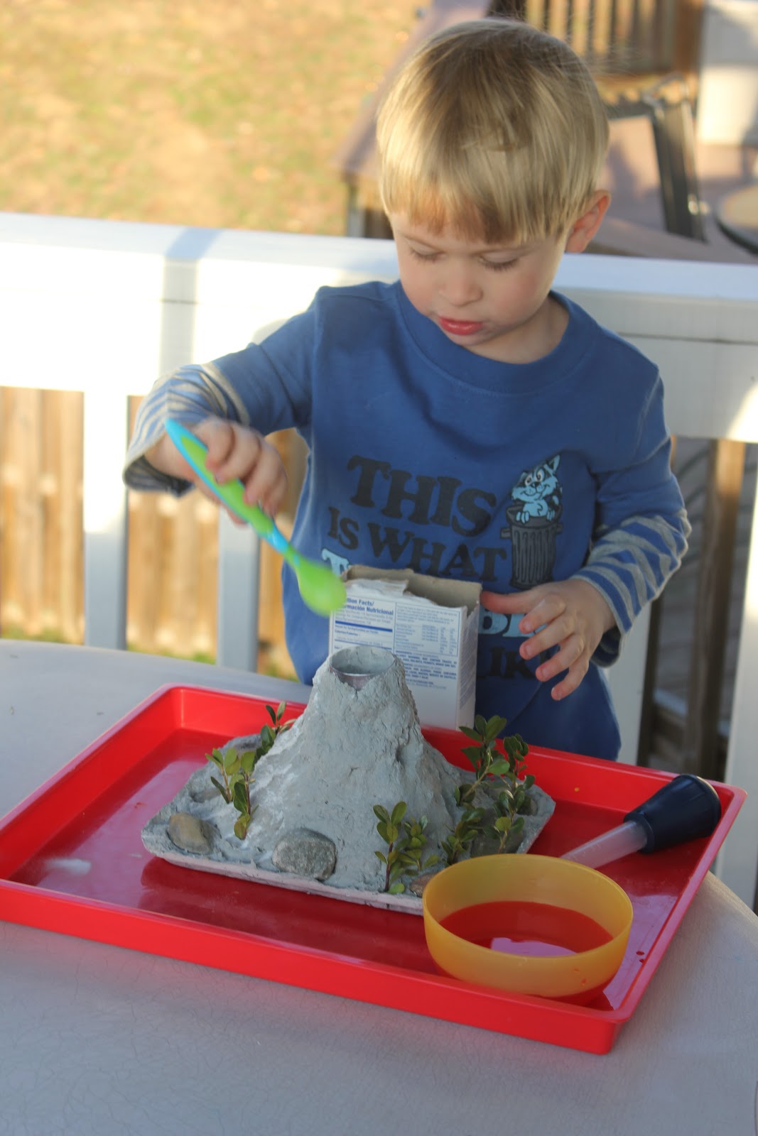 Momma's Fun World: Volcano Fun