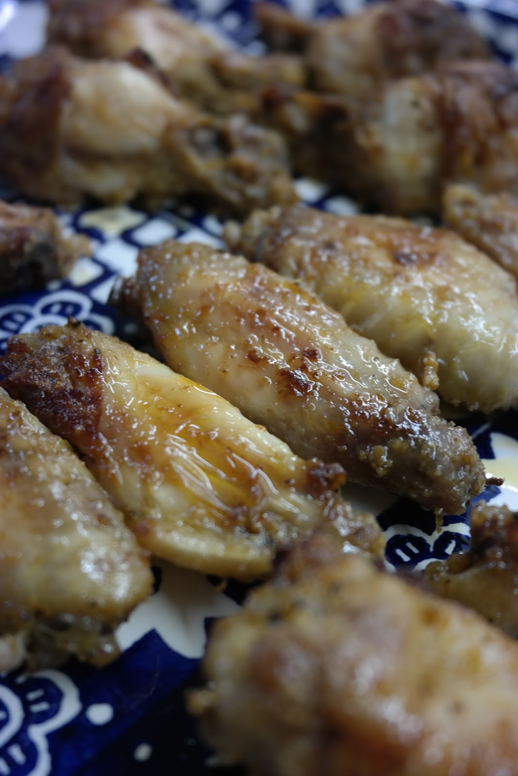 COZINHAR COM OS ANJOS: ASINHAS DE FRANGO COM UM TEMPERO ESPECIAL NO FORNO