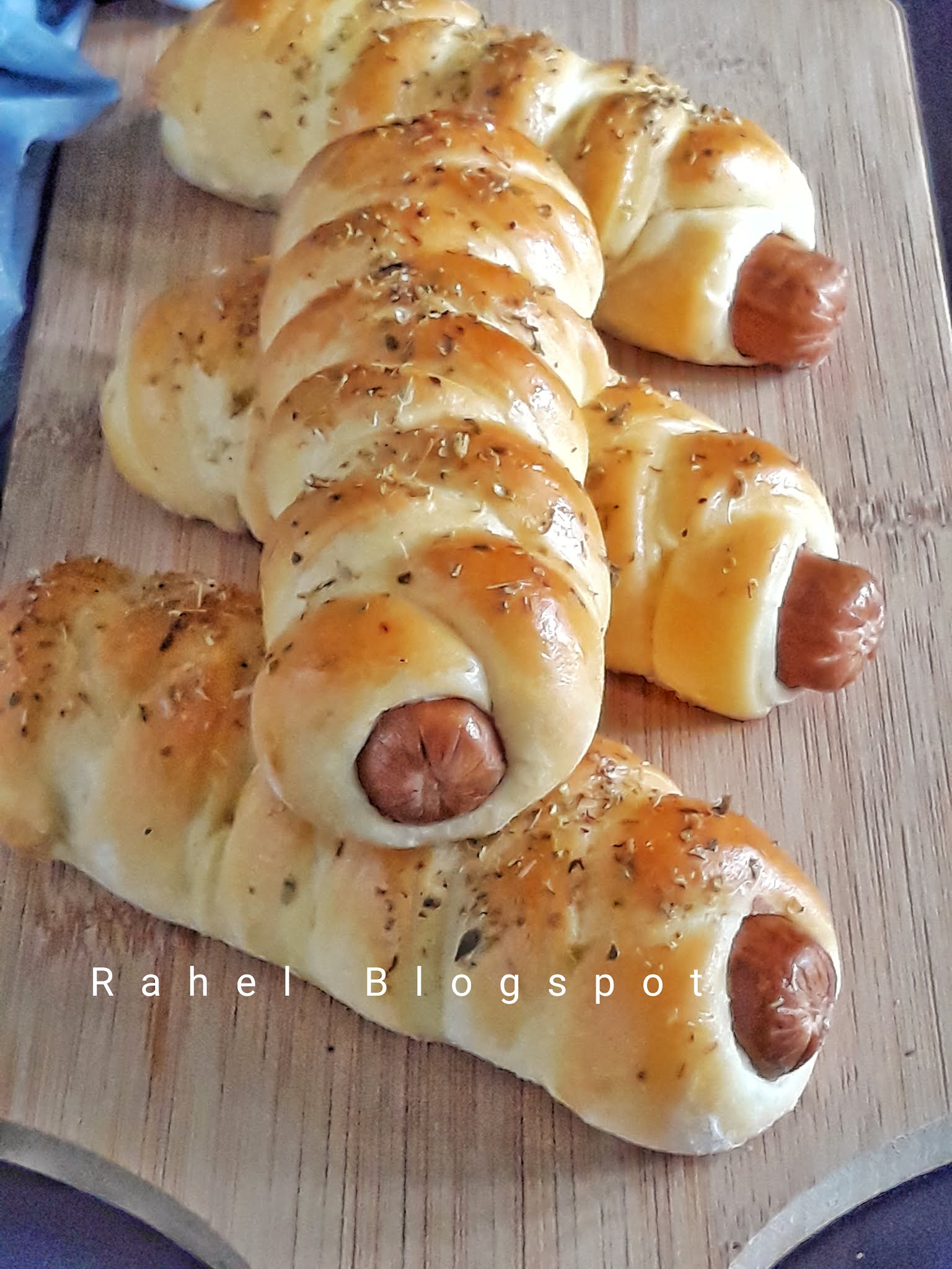 Rahel Blogspot: Roti Sosej Pintal