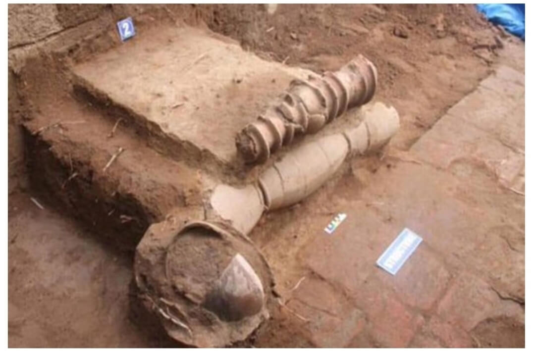 Anothershadow: keezhadi history ; unearthing civilization of vaigai valley