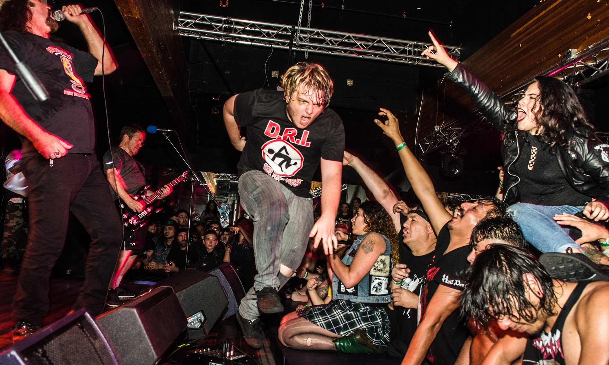 positive punk: D.R.I