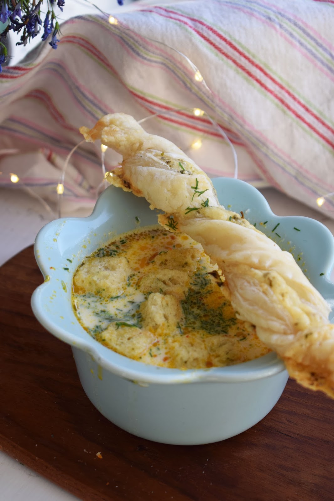 Smaskelismaskens: Morotssoppa med räkost