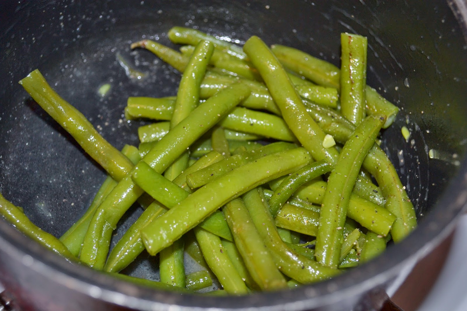 Garlic Steamed Green Beans