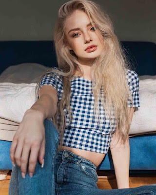 Mrs. Lillyy Wiki, Biography, Age, Boyfriend, Career and More