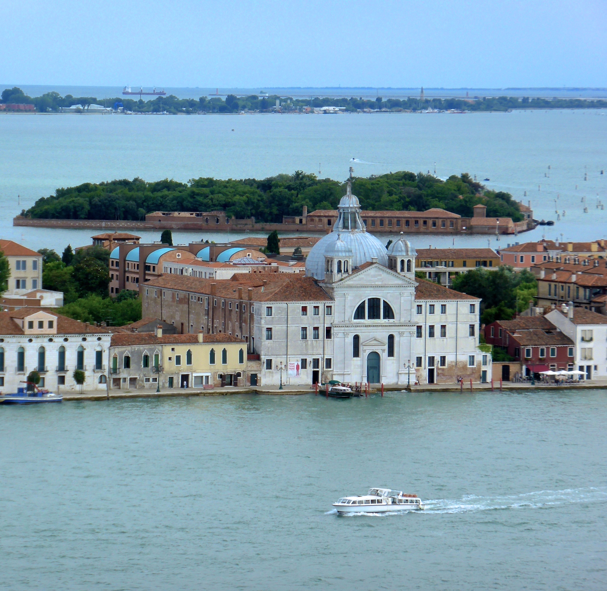 Facciamo un giro in centro?: ISOLA DELLA GIUDECCA