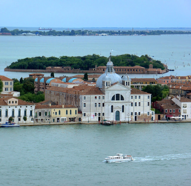 Facciamo un giro in centro?: ISOLA DELLA GIUDECCA