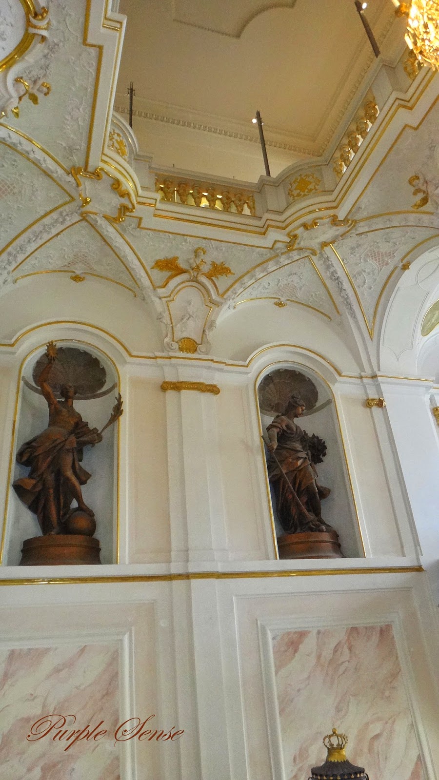 Purple Sense: Щутгарт: най-добрата симбиоза между автомобилостроенето и ...