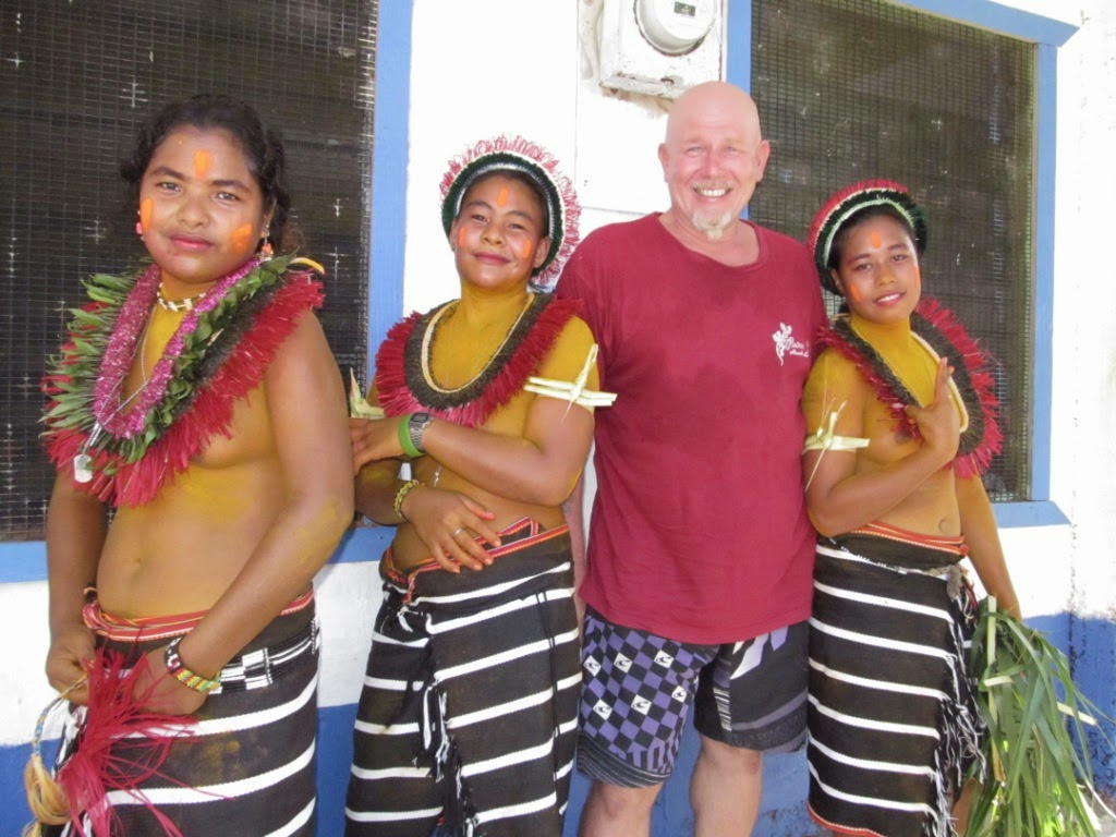 SAILING HELENA: Graduation high school 2014, Woleai, Micronesia.