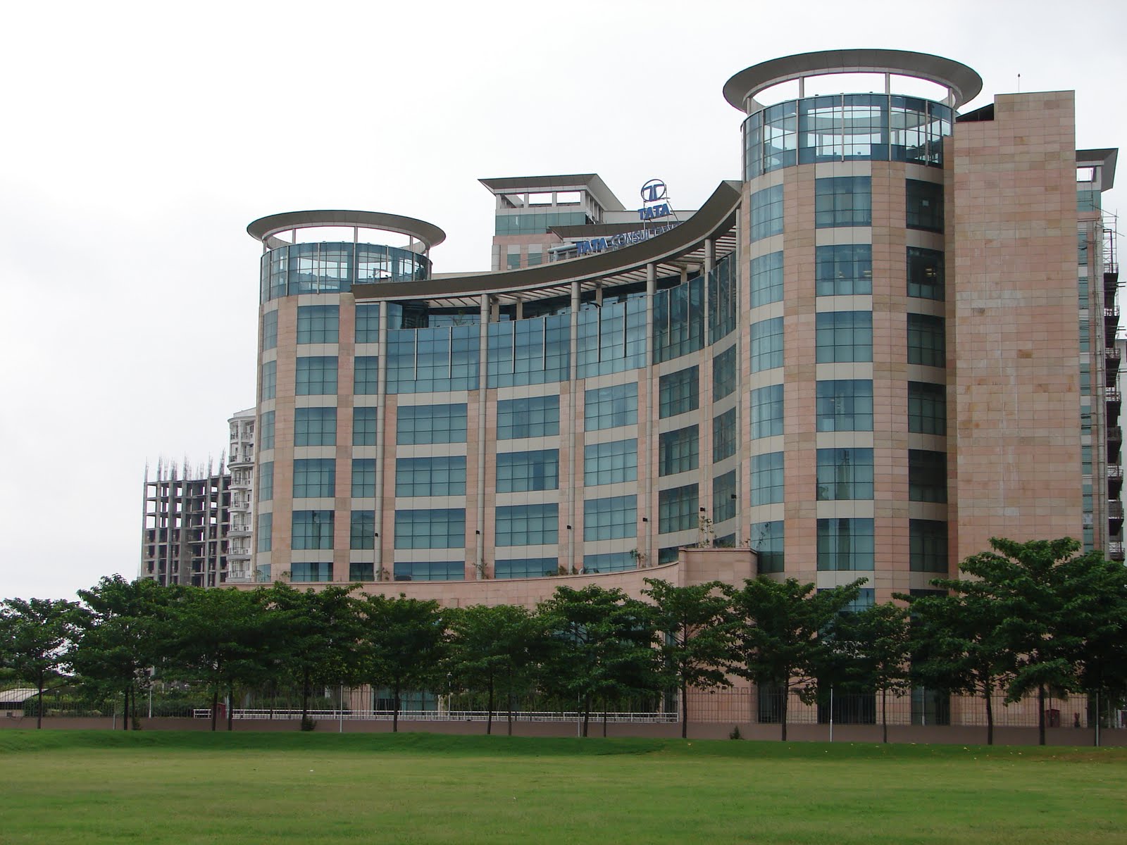 New Lucknow: Corporate Offices