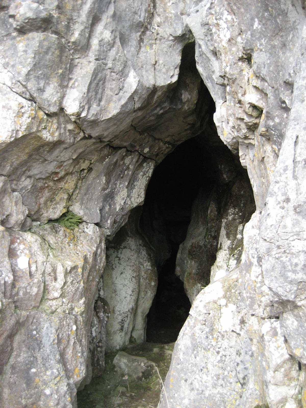 A Three Peaks Up and Under : February 2014