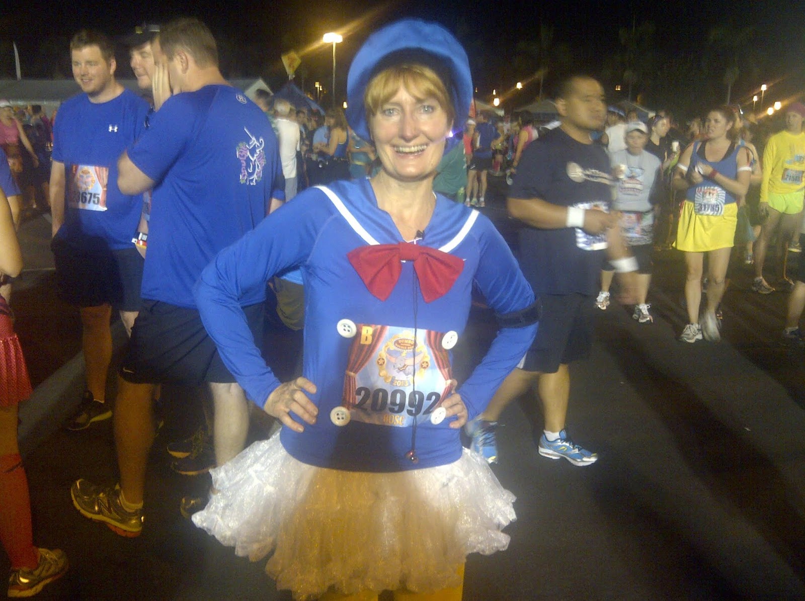 Donald Duck Running Costume