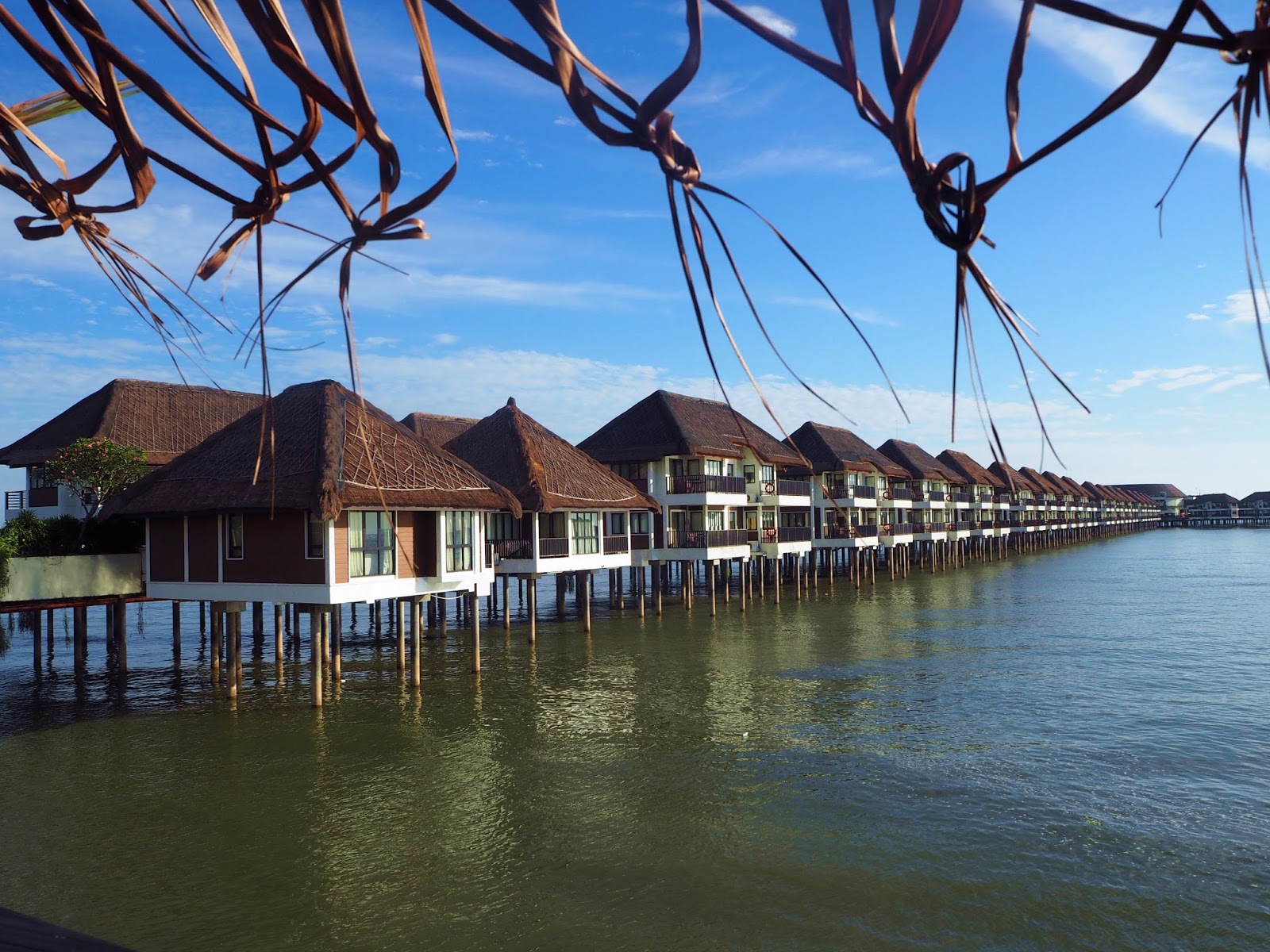 VinaTraveler's Blog: "AVANI Sepang Goldcoast Resort", A Must-Visit ...