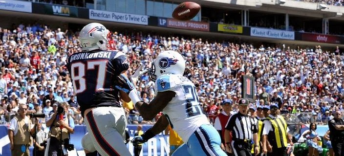 2012 NFL Week 1: Patriots TE Rob Gronkowski Misses On Spike After ...