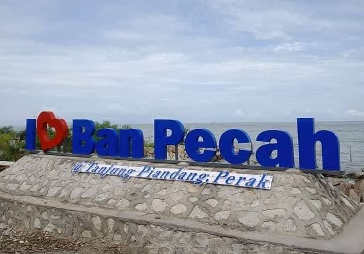 Laman: MENGAPA DINAMAKAN KAMPUNG BAN PECAH, TANJUNG PIANDANG