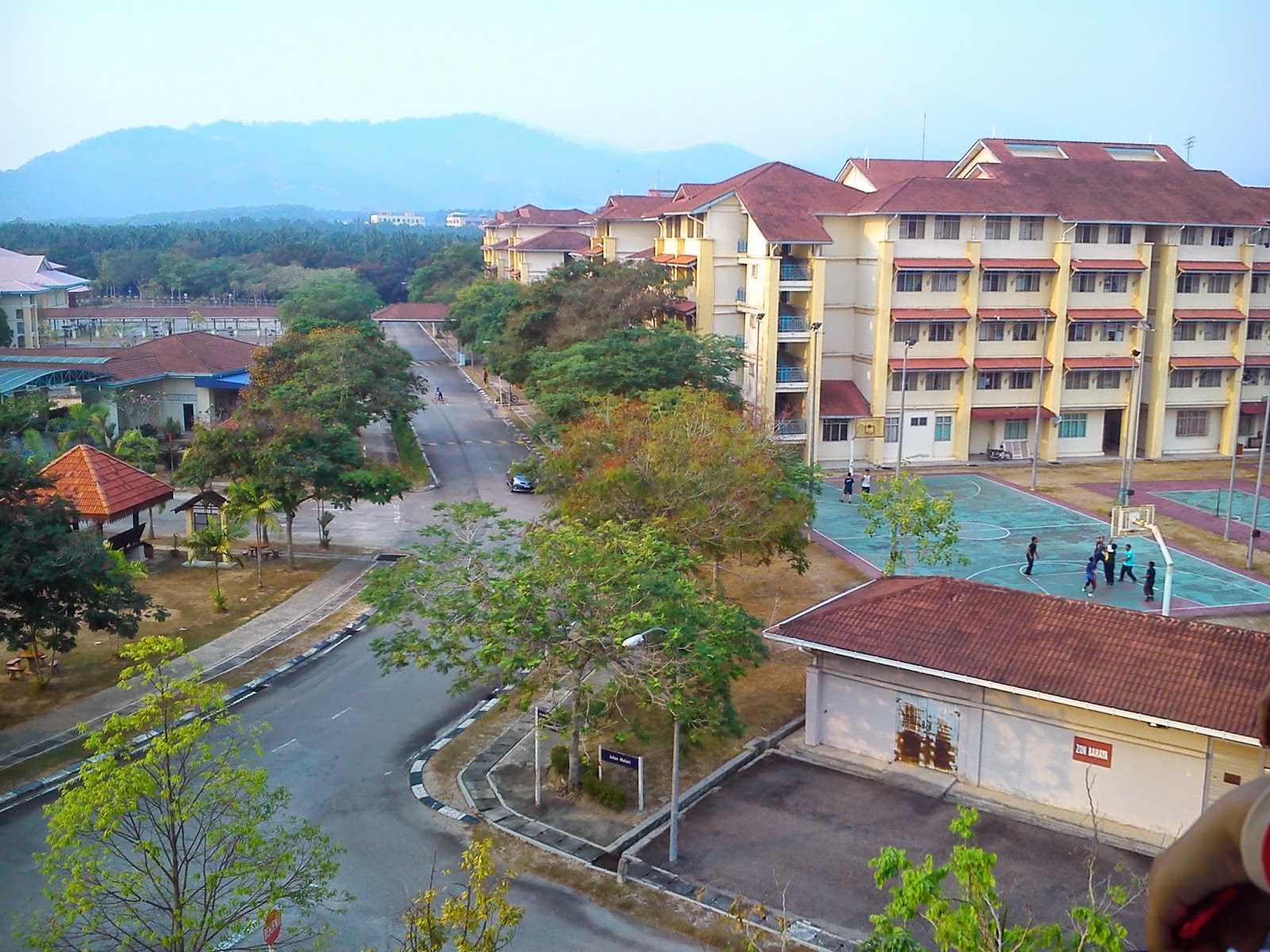 Lifelet Cik Aimi: Life Kolej Matrikulasi Johor (KMJ)