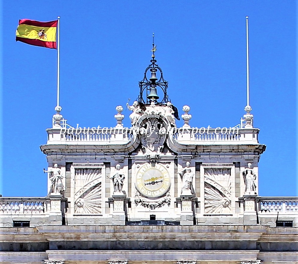 Family Travelogue: MADRID walks in a day / Family Travelogue 15 May 2018