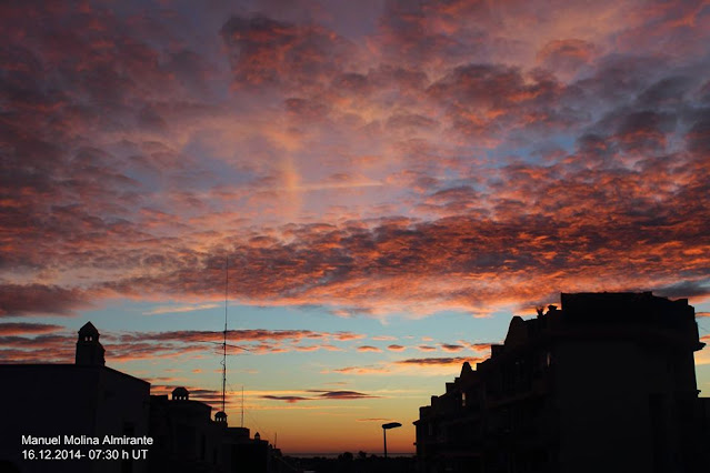 ASTRONOMIAYRUTAS.: Atardecer rojizo