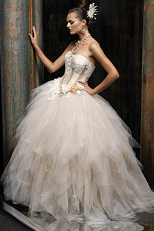 Wedding dresses gallery: designer wedding dresses gowns