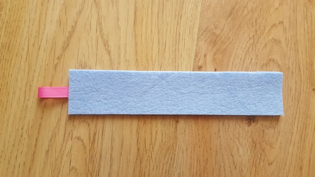 DIY easy felt bookmark |Keeping it Real