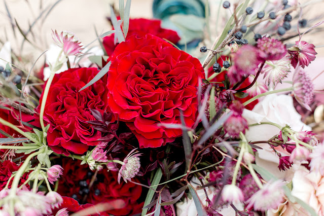 AWESOME SHOOTERS AND FRIENDS