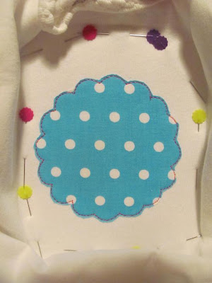 Mama To Three Chicks: How To Applique On Knit